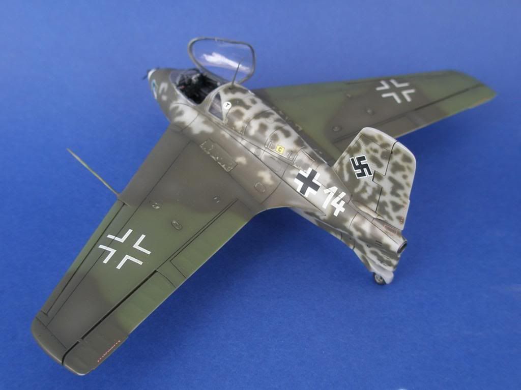 Yoryi (puntocom) - Modelismo y Maquetas - Messerschmitt Me163B-1a Komet (Dragon 1/48 ...